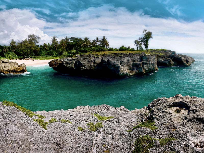 Conheça Sumba muito além das ondas